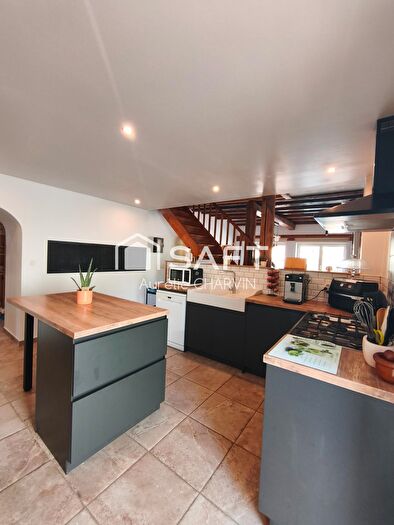 Bletterans : Maison 9 pièces à vendre