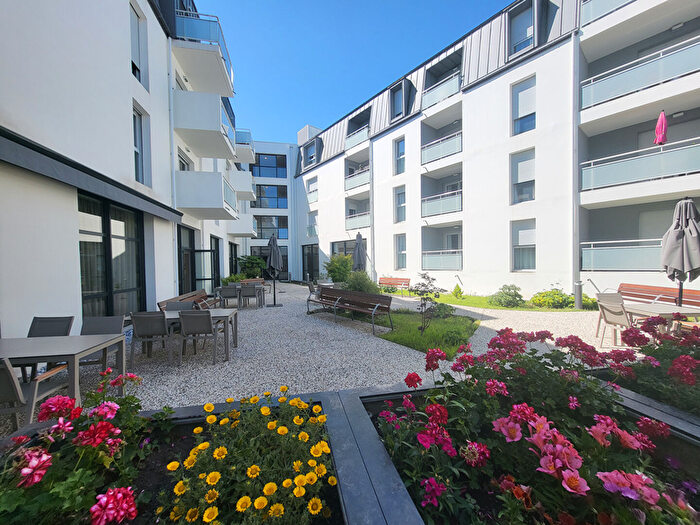 Appartement à vendre - Rochefort, Centre-ville - 2 pièces - 1 chambre