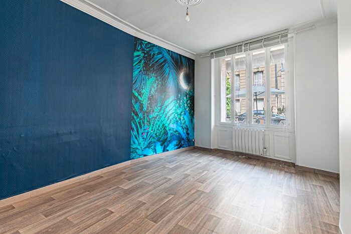 Appartement à vendre - Saint-Germain-en-Laye, Centre-ville, Quartiers forestiers - 3 pièces - 1 chambre