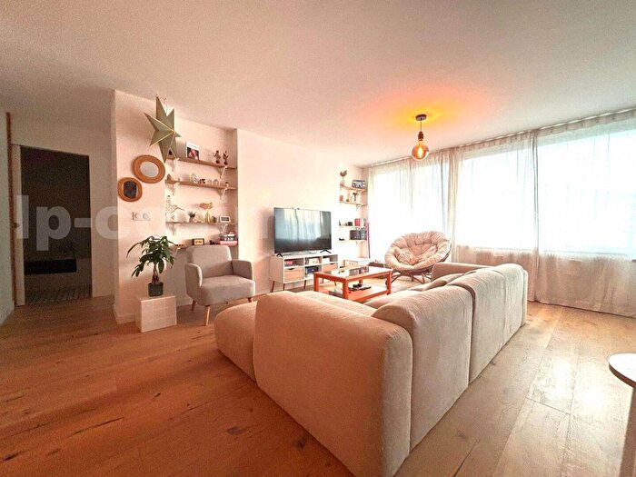 Appartement à louer - Centre, Annemasse - 2 pièces - 1 chambre