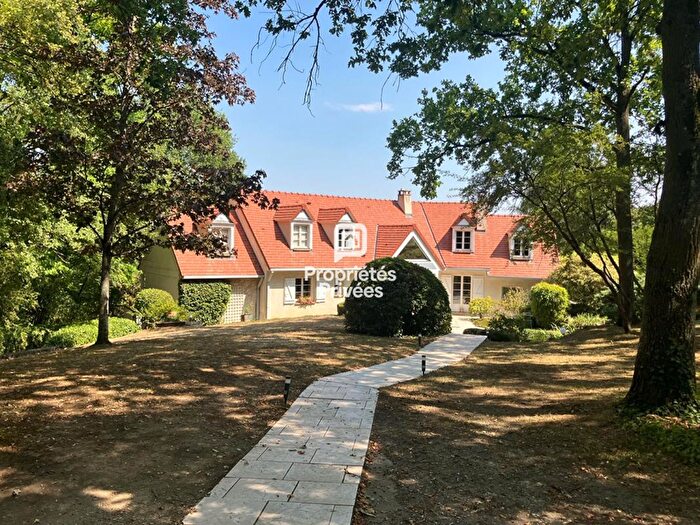 Septeuil : Maison 9 pièces à vendre