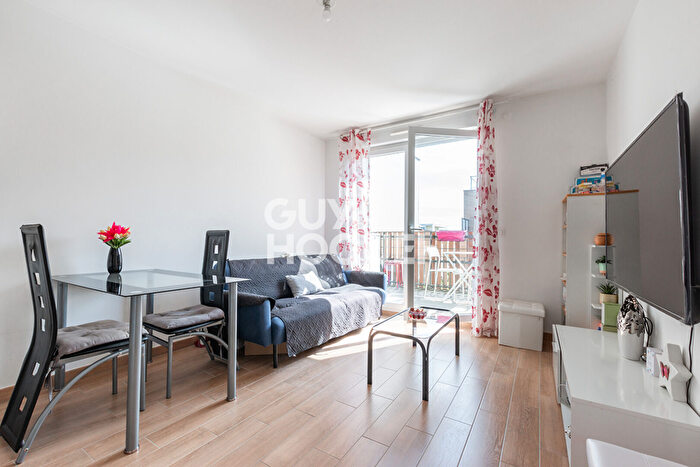 Appartement à louer - Villiers-sur-Marne, Les Luats - 2 pièces - 1 chambre