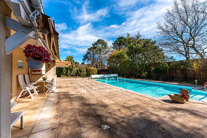 Maison à vendre - La Teste-de-Buch, LEnclos dAlis, Notre-Dame des Monts, Ninots, Miquelots - 6 pièces - 5 chambres