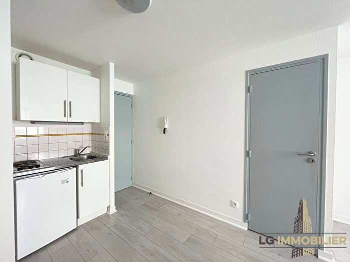 Appartement à louer - Amiens - 2 pièces - 1 chambre