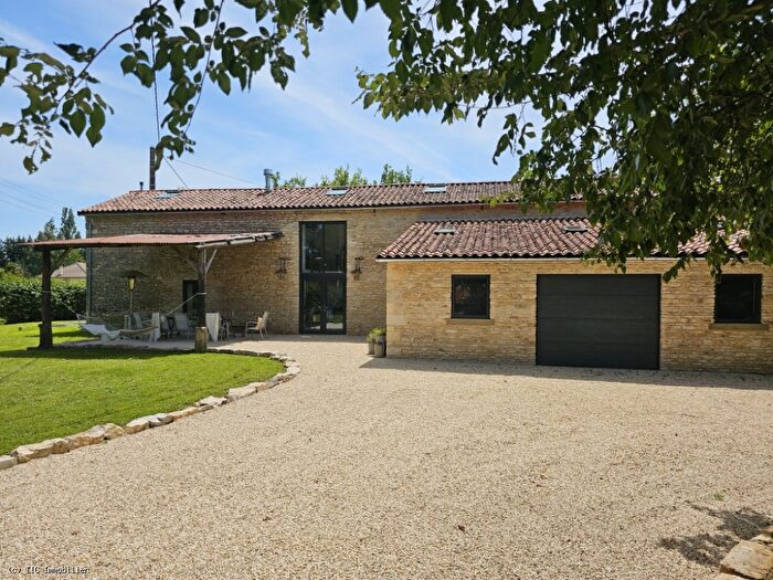 Maison 5 pièces à vendre - Charroux