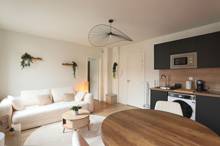 Strasbourg, Cronenbourg : Appartement 2 pièces à vendre