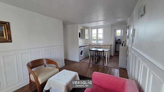 Appartement à louer - Saint Louis, Versailles - 2 pièces - 1 chambre