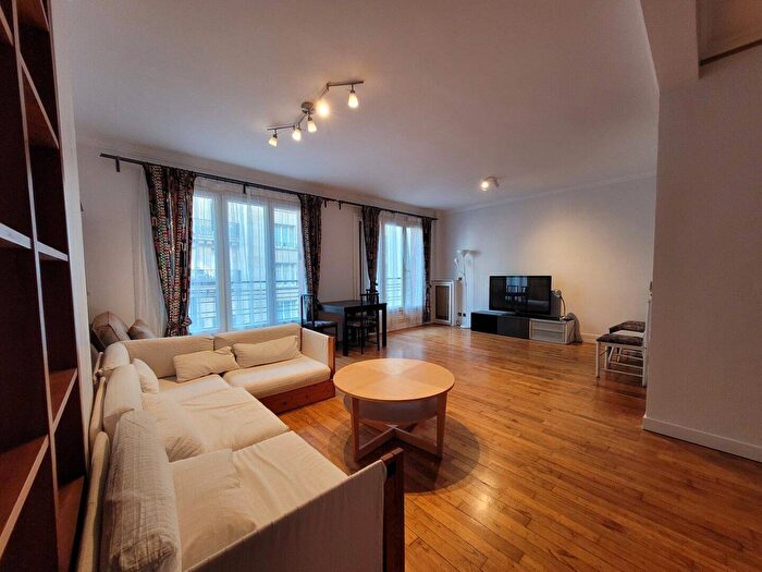 Appartement à louer - Vallée de Fécamp, Paris ème arrondissement - 3 pièces - 2 chambres