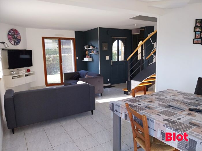 Maison à vendre - Moutiers - 6 pièces - 5 chambres