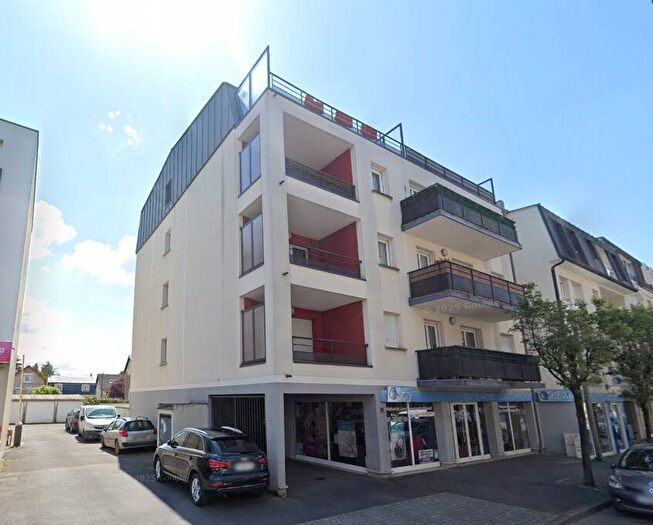 Appartement à louer - Mairie Rouxel-Sud Est, Pontault-Combault - 1 pièce