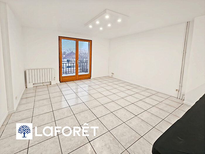 Appartement à louer - Saint-Michel-sur-Orge, Lormoy, Vallée de lOrge - 2 pièces - 1 chambre