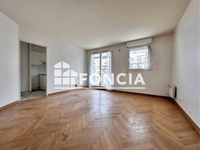 Appartement à louer - Bord de Seine-Closeaux, Rueil-Malmaison - 2 pièces - 1 chambre