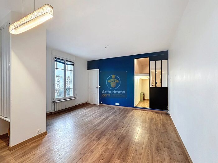 Appartement à vendre - Saint-Maur-des-Fossés, Adamville - 2 pièces - 1 chambre