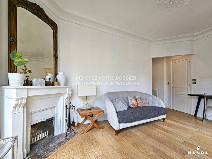 Appartement 3 pièces à louer à Paris 18ème, Montmartre, Sacré Coeur, Abbesses