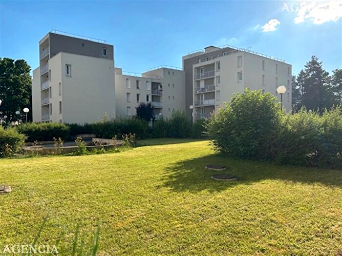Appartement à vendre - Roissy-en-Brie - 4 pièces - 2 chambres
