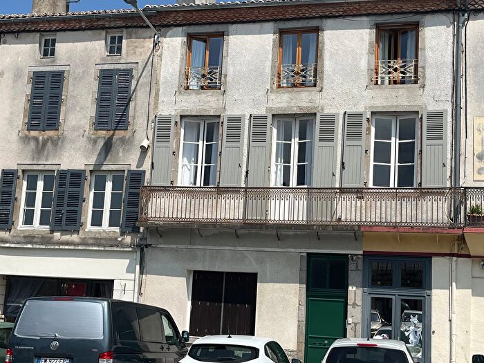 Maison à vendre - Le Dorat - 10 pièces - 5 chambres