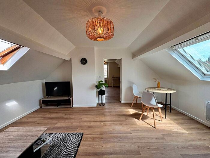 Appartement à louer - Sud Ville, Chartres - 2 pièces - 1 chambre