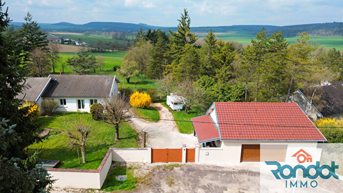 Maison à vendre - Is-sur-Tille - 5 pièces - 3 chambres