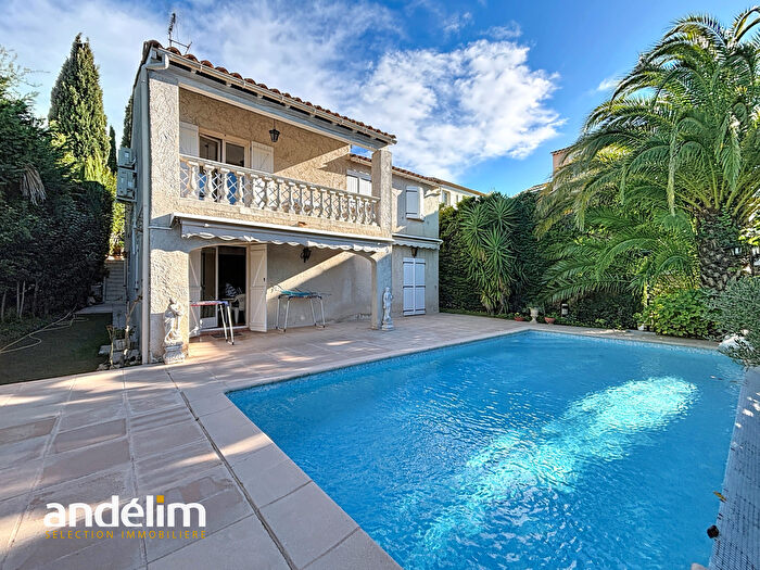 Maison 5 pièces à vendre - Saint-Raphaël, Veyssières