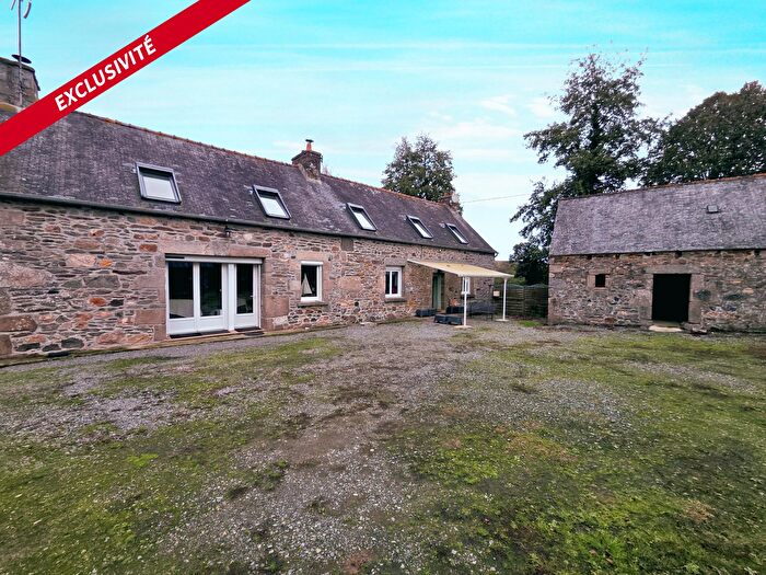 Maison à vendre - Gurunhuel - 6 pièces - 4 chambres