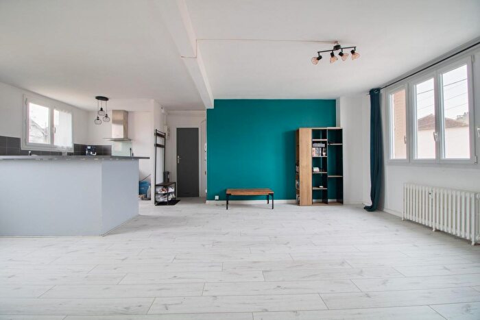 Appartement à vendre - Montluçon, Buffon, Les Isles, Guineberts - 3 pièces - 2 chambres