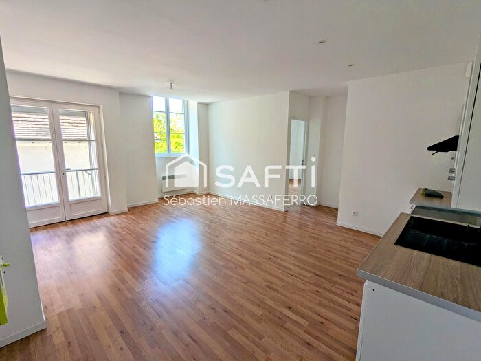 Cosne-Cours-sur-Loire : Appartement 2 pièces à louer