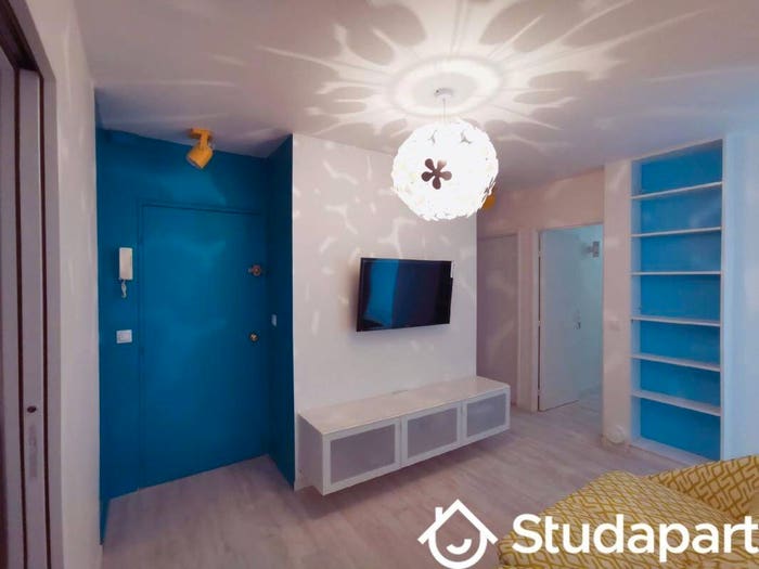 Cimetiere, Créteil : Appartement 1 pièce à louer