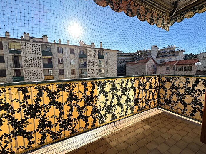 Appartement à vendre - Nice, Saint-Sylvestre - 3 pièces - 2 chambres