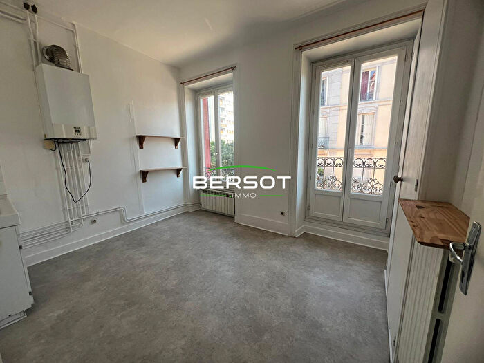 Appartement à louer - Besançon, Chaprais Cras - 2 pièces - 1 chambre