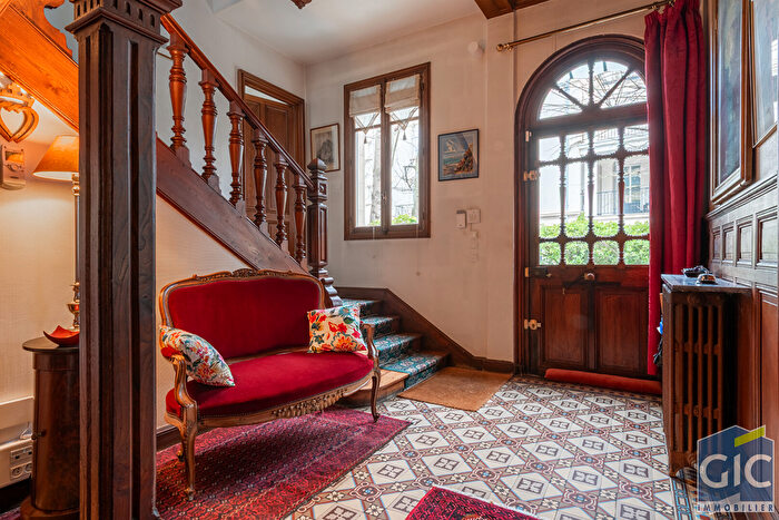 Maison à vendre - Caen, Hastings - 11 pièces - 7 chambres