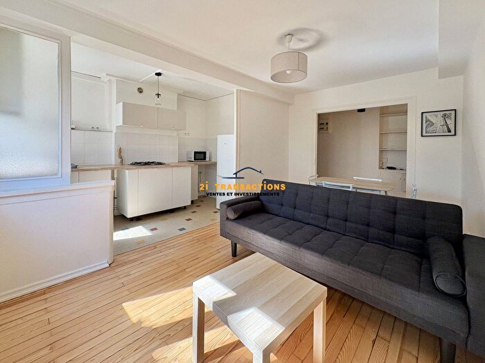 Appartement 3 pièces à Saint-Étienne, à louer