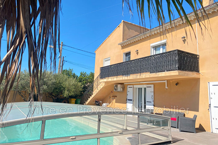 Maison à vendre - Avignon, Montfavet - 7 pièces - 5 chambres