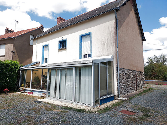 Maisons à vendre et appartements à louer - 3