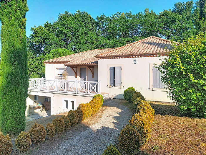 Saint-André-et-Appelles : Maison 5 pièces à vendre