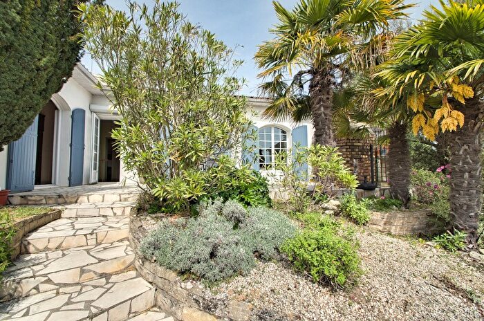 La Rochelle, Centre-ville, Vieux-port, Marché : Maison 6 pièces à vendre