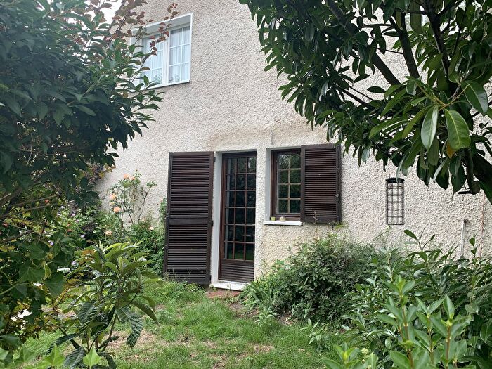 Maison à vendre - Breuillet - 6 pièces - 4 chambres