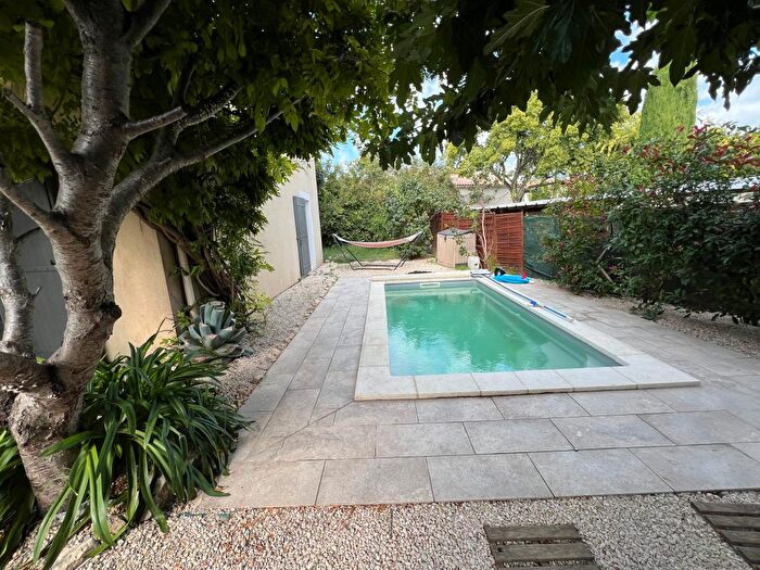 Maison à vendre - Châteaurenard, Centre-ville - 4 pièces - 3 chambres