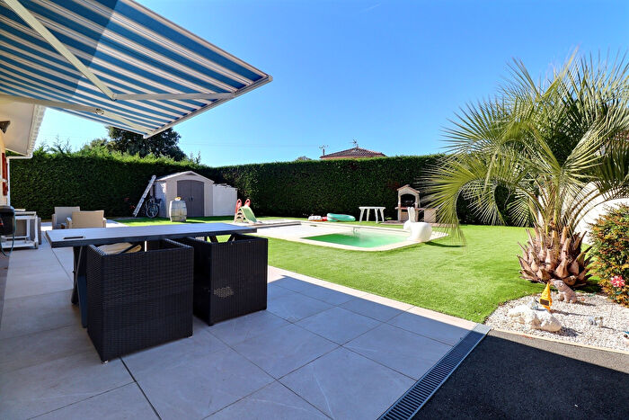 Maison à vendre - Ambarès-et-Lagrave, La Blanche, Bernatet, Saint-Denis, Chemin de Vie, Garlop - 4 pièces - 3 chambres