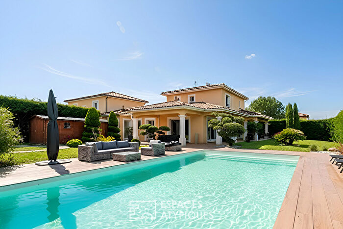 Maison à vendre - Saint-Bonnet-de-Mure - 7 pièces - 5 chambres