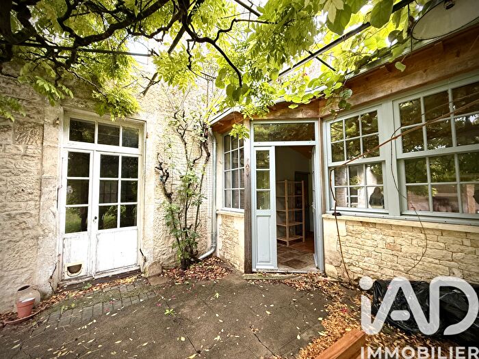 Maison à vendre - Brioux-sur-Boutonne - 11 pièces - 8 chambres