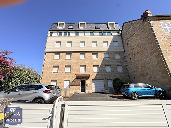 Brive-la-Gaillarde, Centre-ville, Pont Cardinal, Champanatier - Appartement 2 pièces à vendre