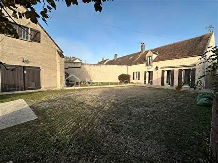 Maison à vendre - La Chapelle-sur-Oreuse - 6 pièces - 3 chambres