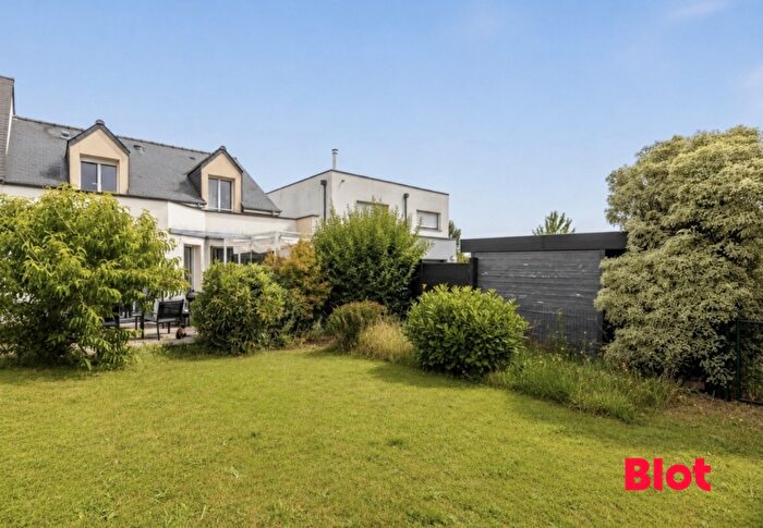 Maison 5 pièces à Chavagne, à vendre