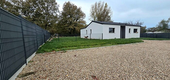 Maison à vendre - Gours - 4 pièces - 3 chambres