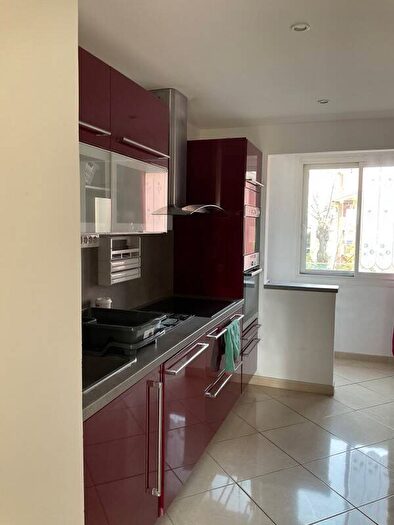 Appartement à louer - Centre Ville, Fréjus - 3 pièces - 2 chambres