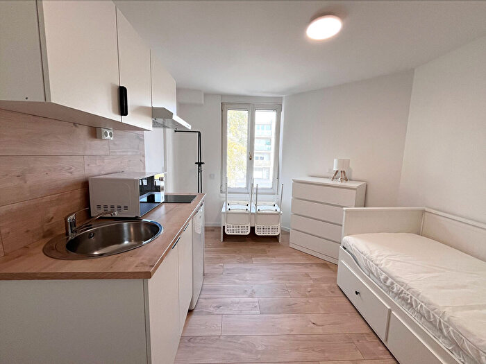 Reims, Clairmarais, Charles Arnould - Appartement 1 pièce à louer