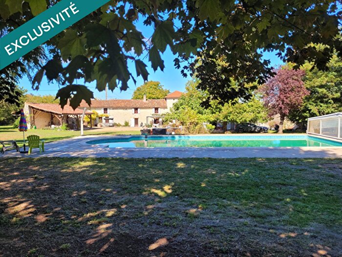 Maison 8 pièces à vendre à Vouzailles