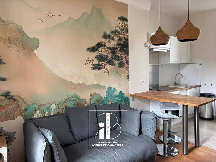 Appartement à louer - Ville Sud, Fontainebleau - 1 pièce