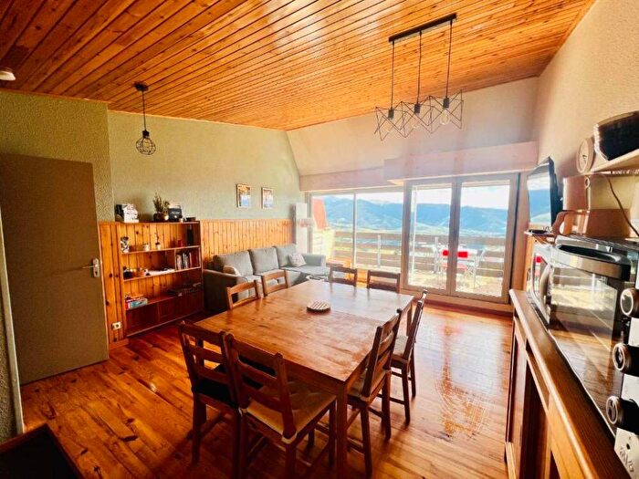 Appartement à louer - Odeillo-Via, Font-Romeu-Odeillo-Via - 3 pièces - 2 chambres