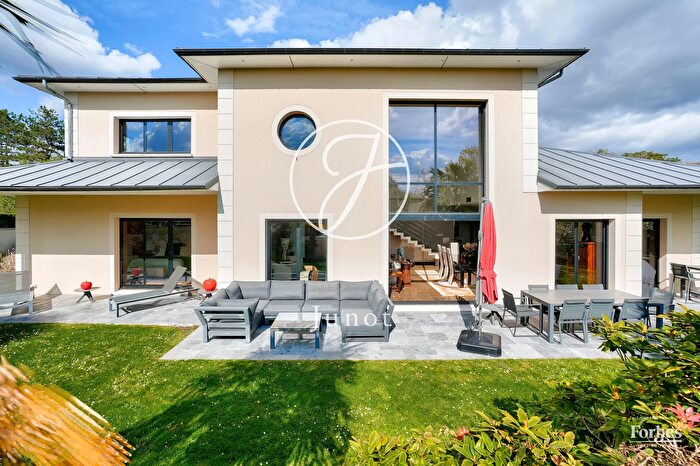 Croissy-sur-Seine - Maison 8 pièces à vendre